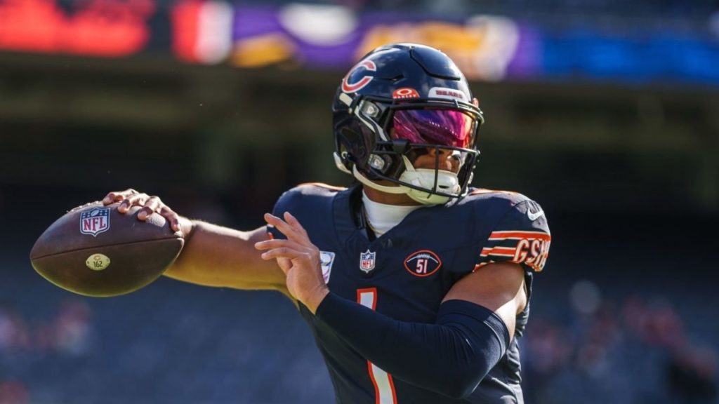 Justin Fields a los Steelers; ¿competencia para Russell Wilson?